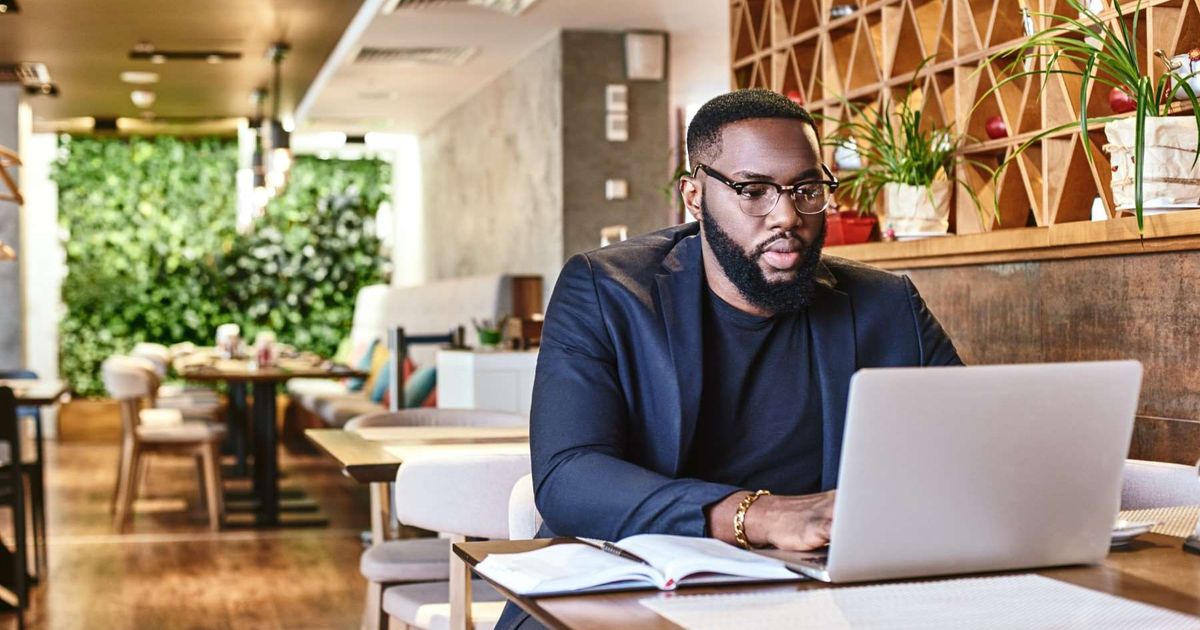 Clocking In And Out At Work. What You Should Be Aware Of - Unrubble ...